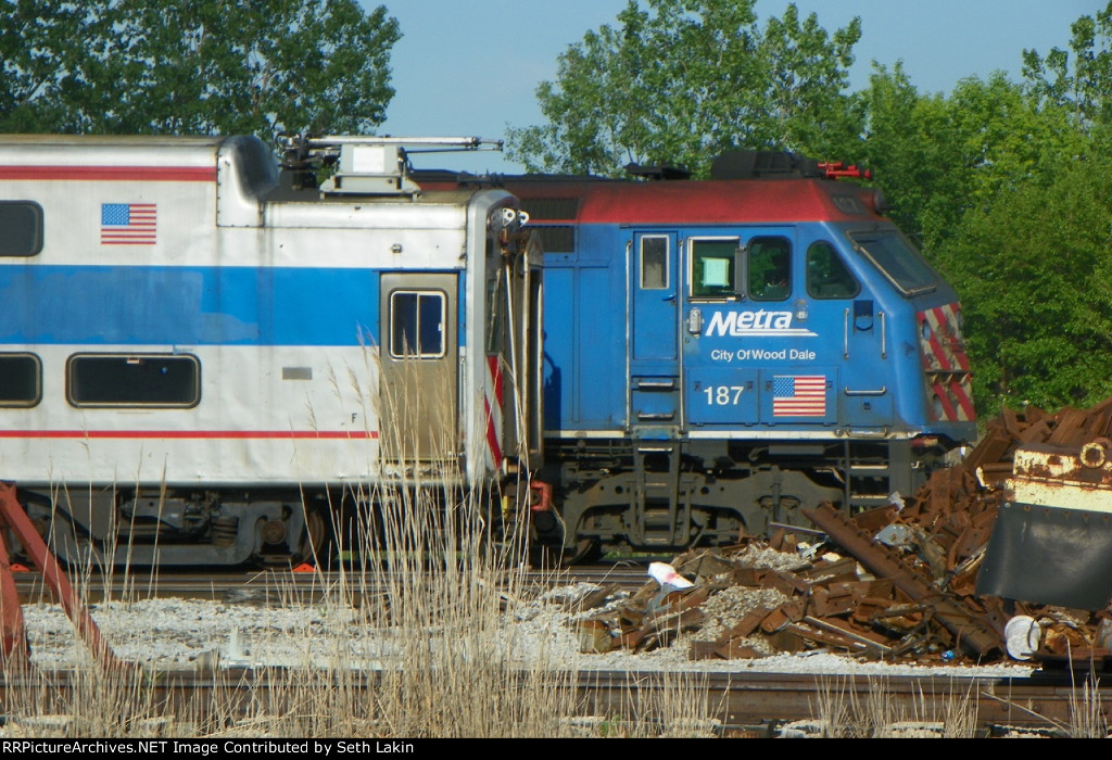 METX 187 going to rebuild METX 1553 going to scrap